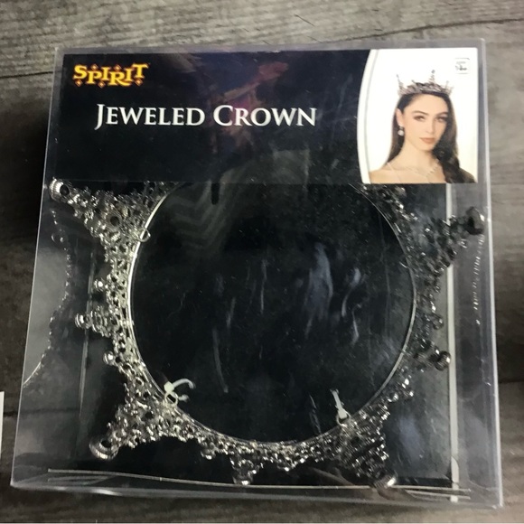 Spirit | Accessories | Spirit Halloween Jeweled Crown New | Poshmark